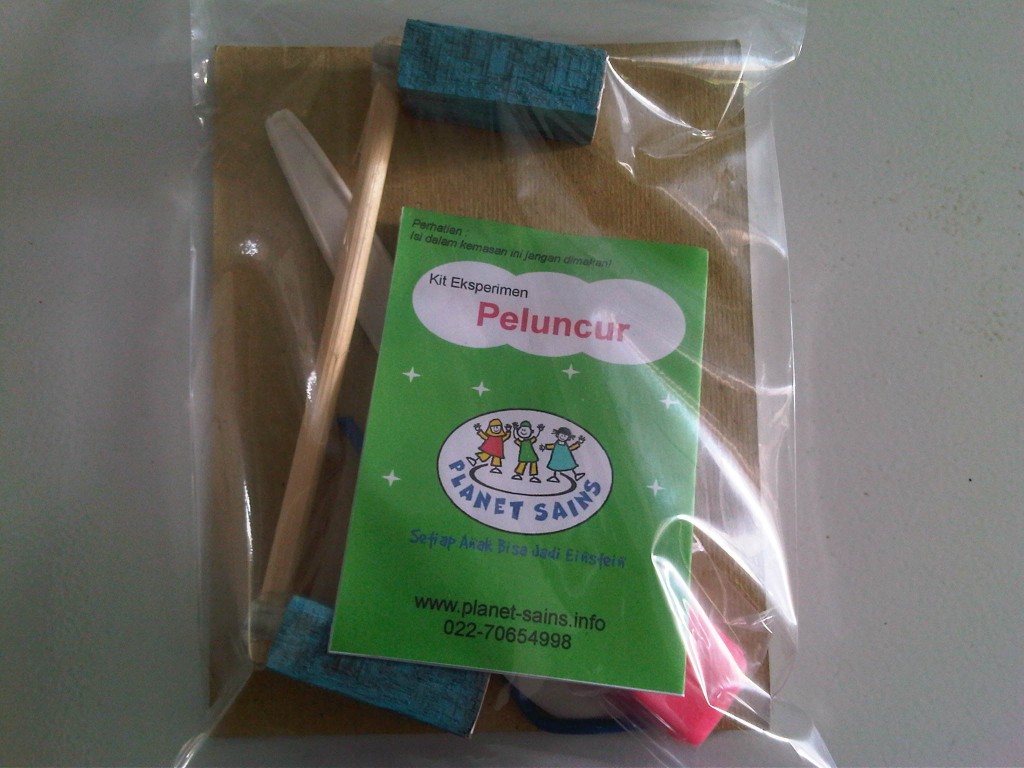 KIT021. Peluncur | PLANET SAINS