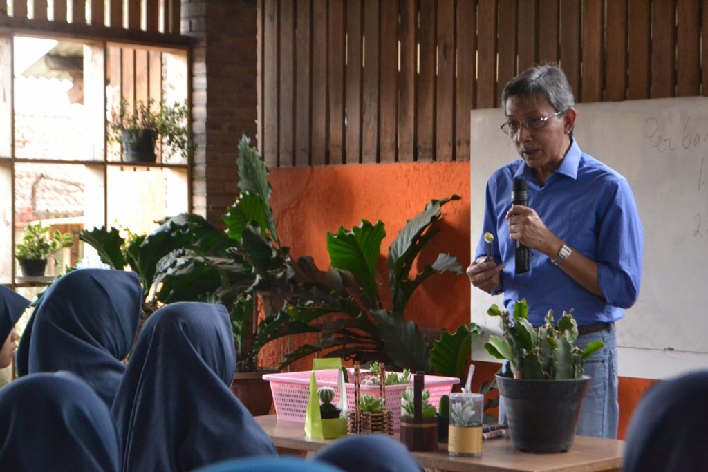 SCIENCE TOUR SMPIT ANNUR CIKARANG BARU BERSAMA PLANET SAINS KE ...