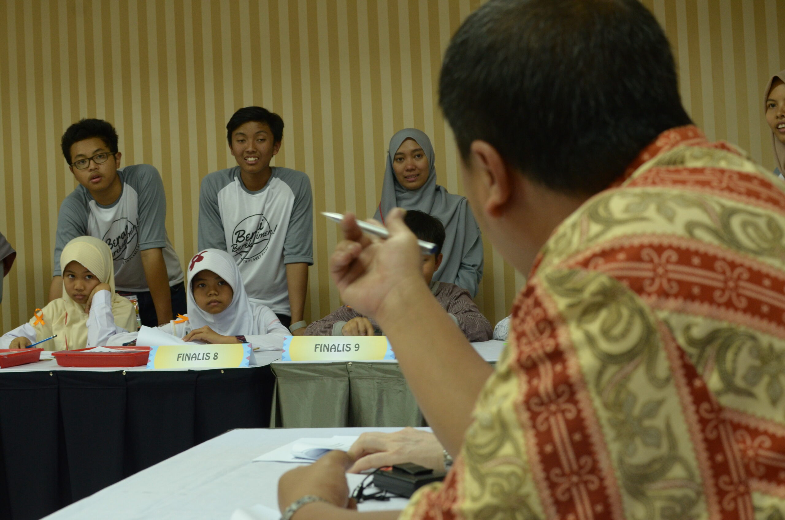 BG Level 1 | PLANET SAINS